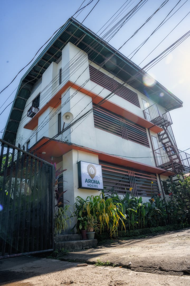 Aroha Hostel - Coron