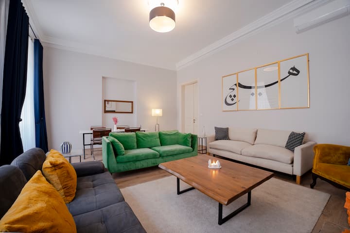 Spacious Historic Beyoglu Home | 3br, 2ba - Beyoğlu
