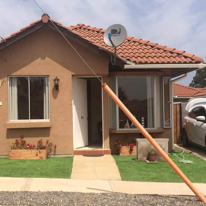 Arriendo Hermosa Casa En Algarrobo - El Quisco