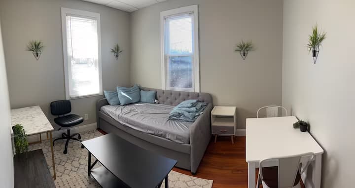 Cute Efficient One Bedroom Apartment - Syracuse, NY