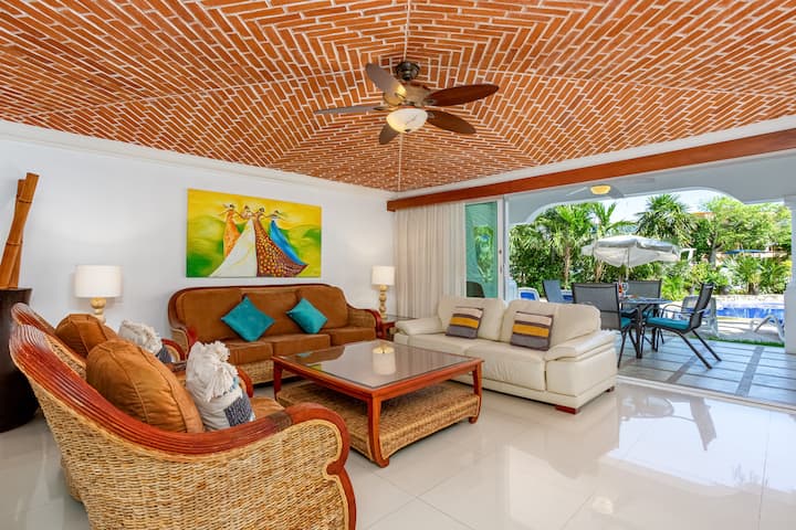 Incredible Condo, Marina Front, Hotel Services. - Puerto Aventuras