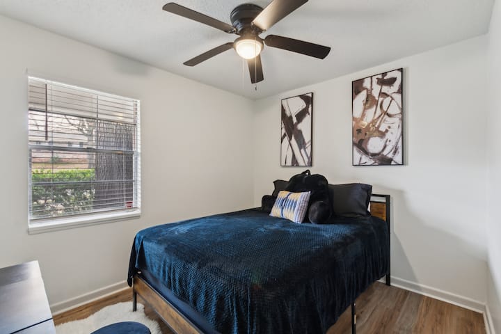 Spacious Chalet In West Little Rock - North Little Rock, AR