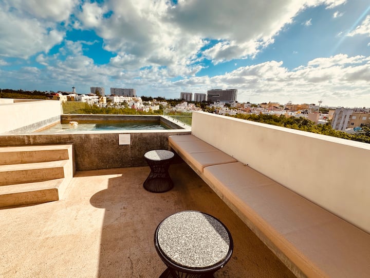 Apartment With Rooftop & Private Plunge Pool - Cancún