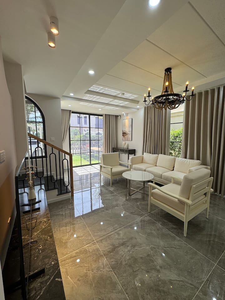 Cabo 3 Bedrooms Villa With Public Pool - Phú Quốc