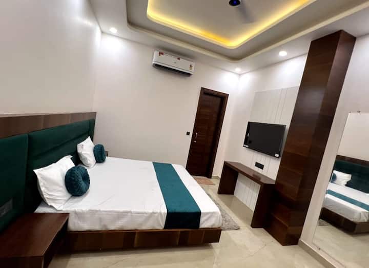 Ocean Of Love - Meerut