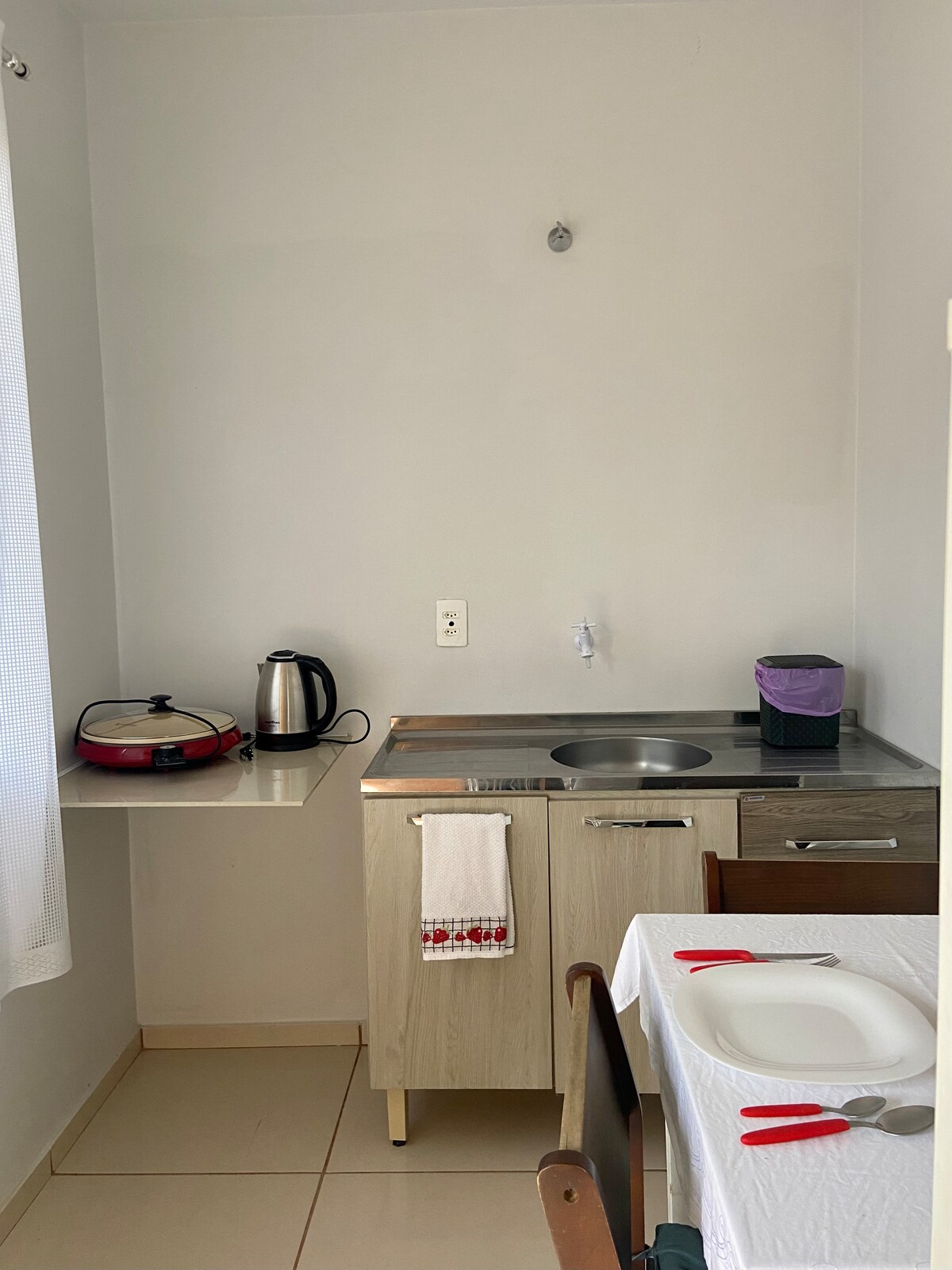 Apto 82 – 2 camas de solteiro - Apartamentos para Alugar em Pato Branco ...