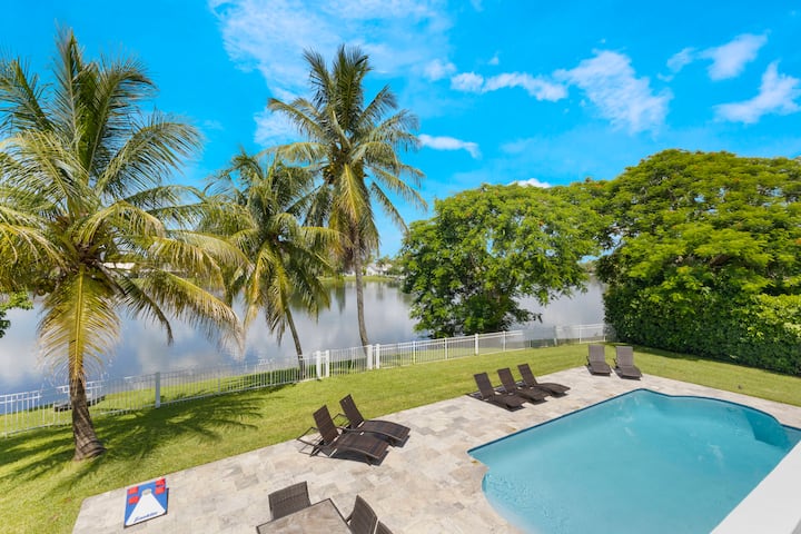 Wellington Lakehouse • Heated Pool & Views - Lion Country Safari, Loxahatchee