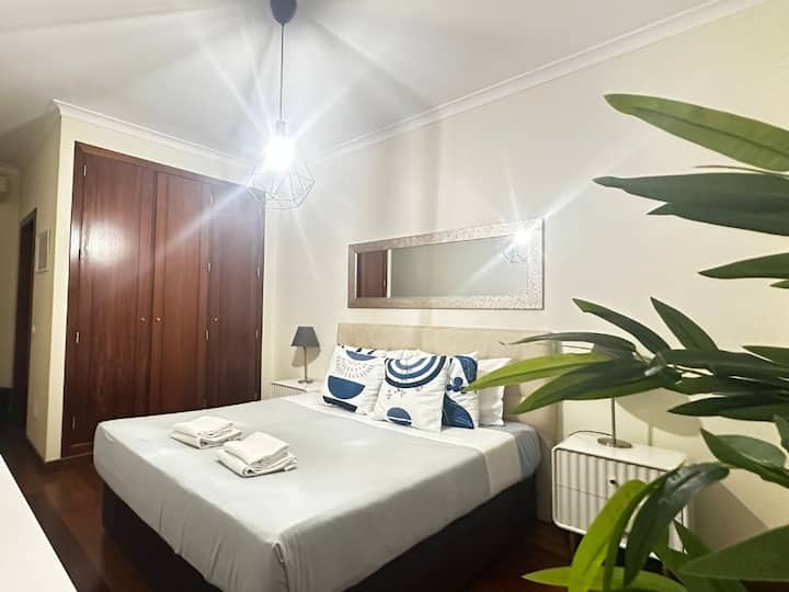 To Be Home Apartamento Deluxe Com 3 Quartos - Bobadela