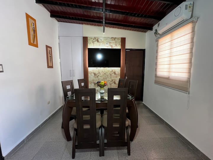 Tu Casa Para 12 Espacio, Confort Y 6 Baños. - Venezuela