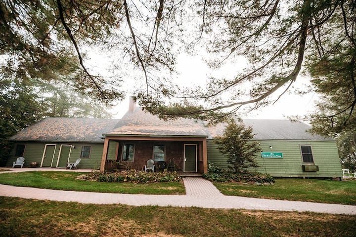 Cozy, Large House On Riverside - Hope, NJ