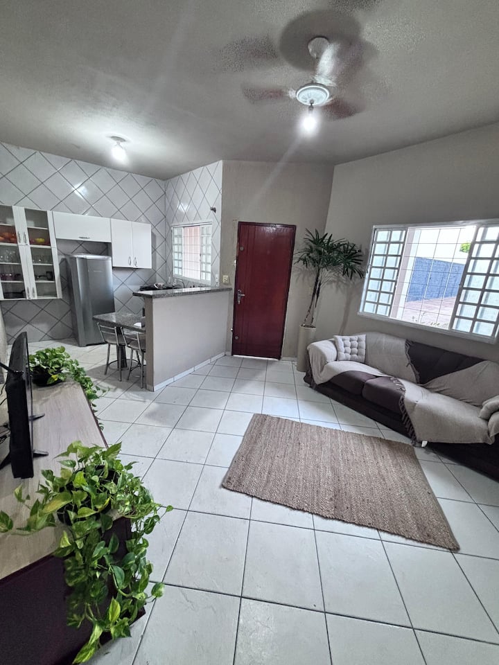 Casa Bem-te-vi Próximo Ao Shopping - Rondonópolis
