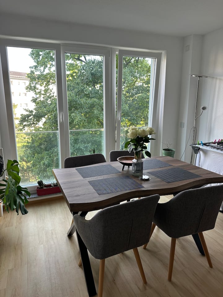 Gemütliche Zimmer, Straßenbahn Sap Arena Mainmarkt - Mannheim