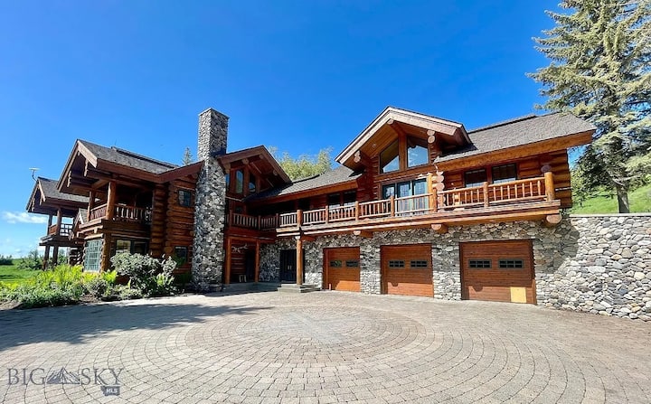 Private, 205 Acre, Ski-in Ski-out Lodge On Baldy! - Ketchum, ID