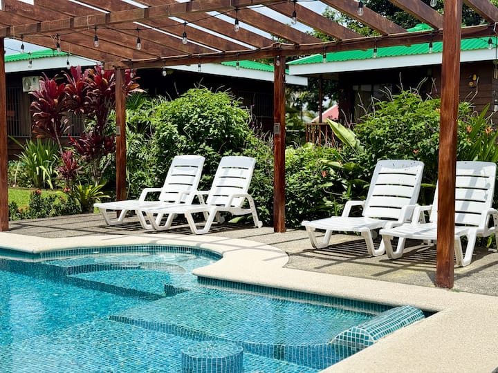 2 Minicasas · Piscina Privada · Vista Al Volcán - La Fortuna