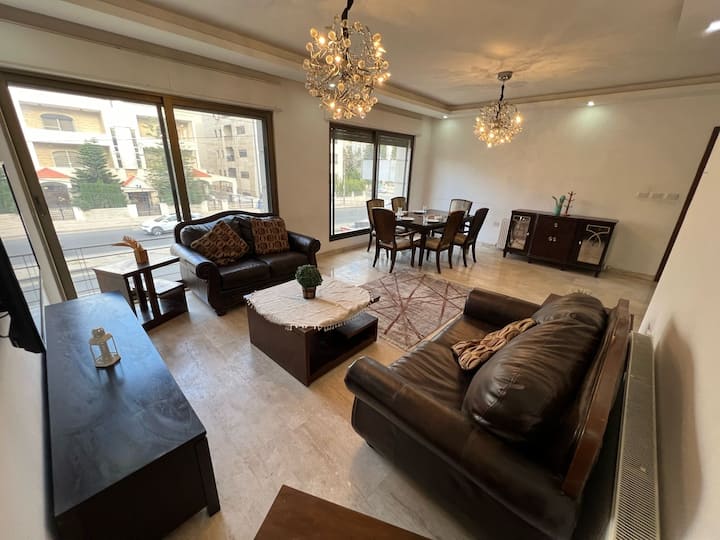 شقق مفروشة سوبر ديلوكس شارع المدينة المنورة - Amman