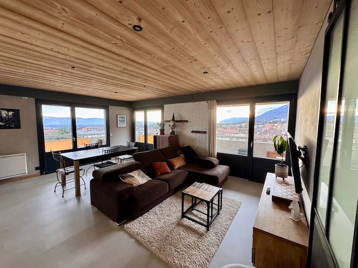 Grand Appartement Centre-ville Avec Superbe Vue - Divonne-les-Bains