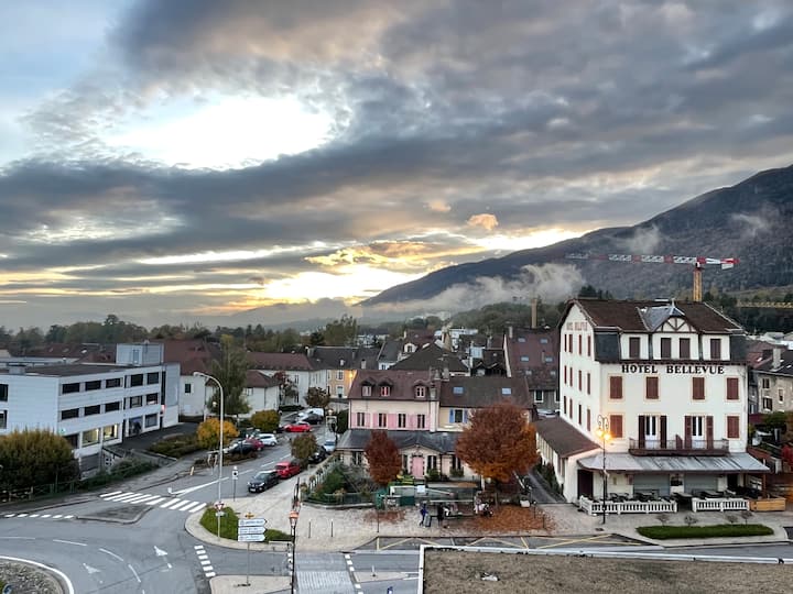 Appartement Centre-ville Avec Superbe Vue - Gex
