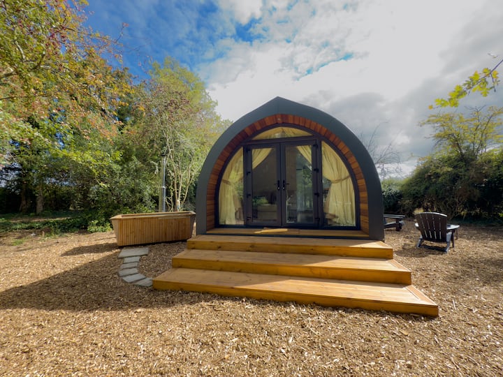 Liba Vineyard - Hawthorn Pod - Amesbury
