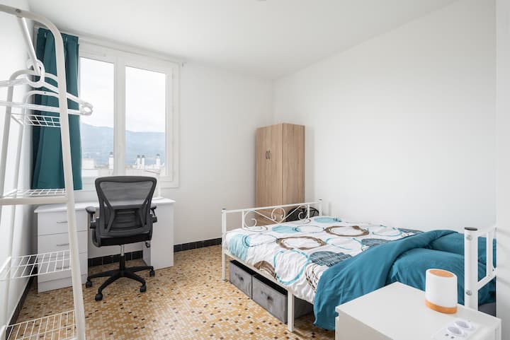 Chambre Double Avec Wifi - Grenoble