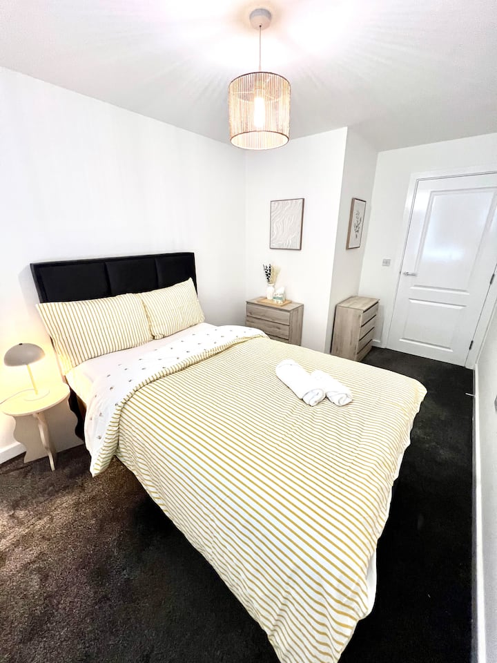 Cozy 2 Bedroom Apartment In Wellingborough - Wellingborough