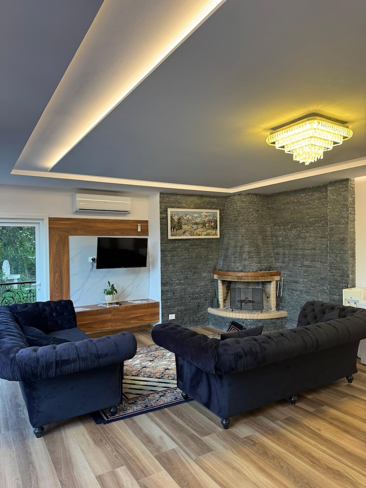 Bujtina Hilal - Albania