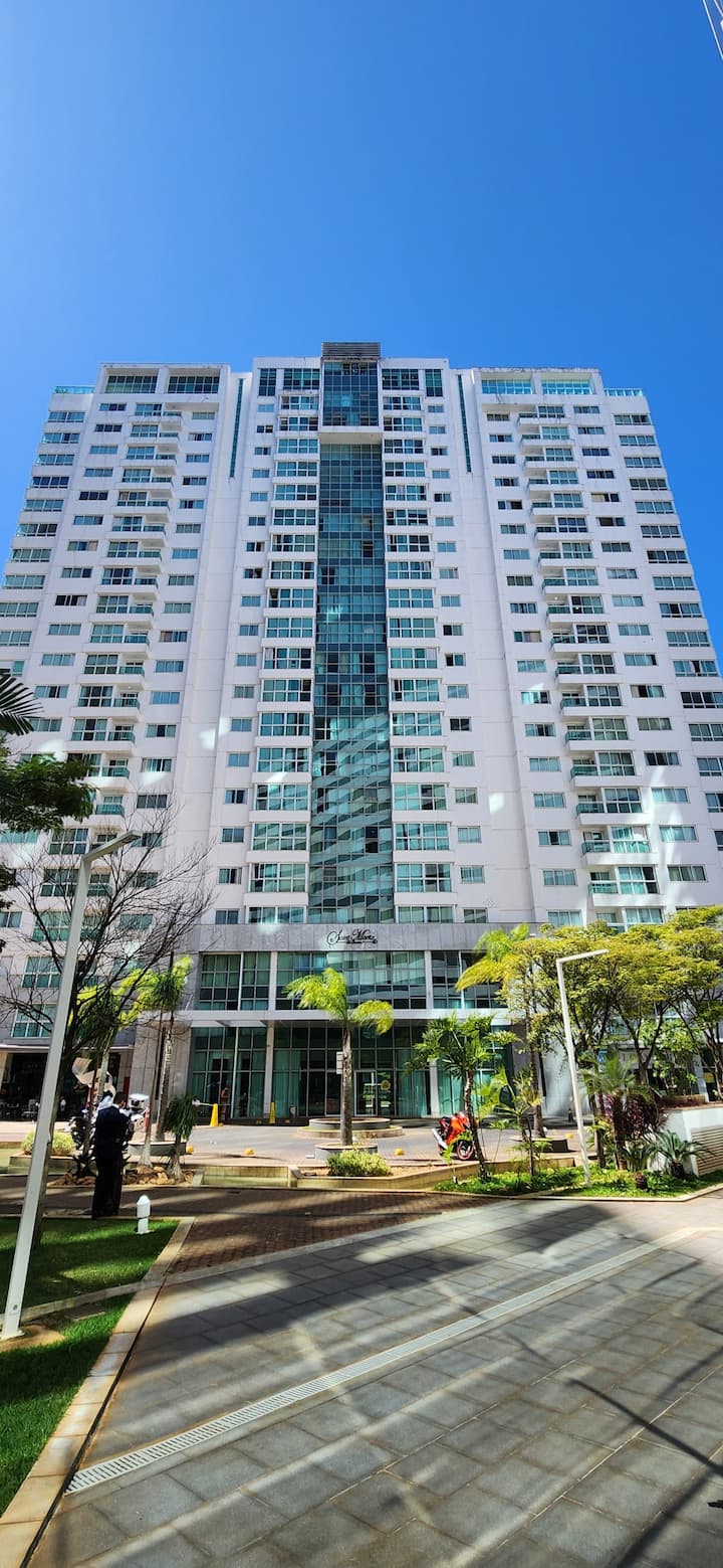 Flat Alto Padrão No Saint Moritz- Central E Office - Brasília