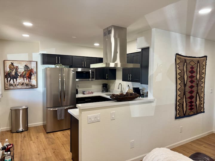 Charming 2br Retreat In Downtown Cave Creek - Carefree, AZ