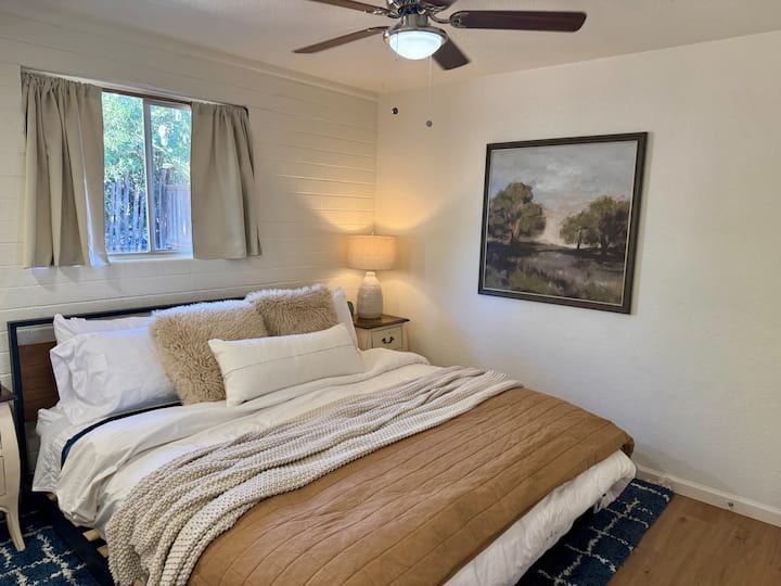 Charming 2br Retreat In Downtown Cave Creek - Carefree, AZ