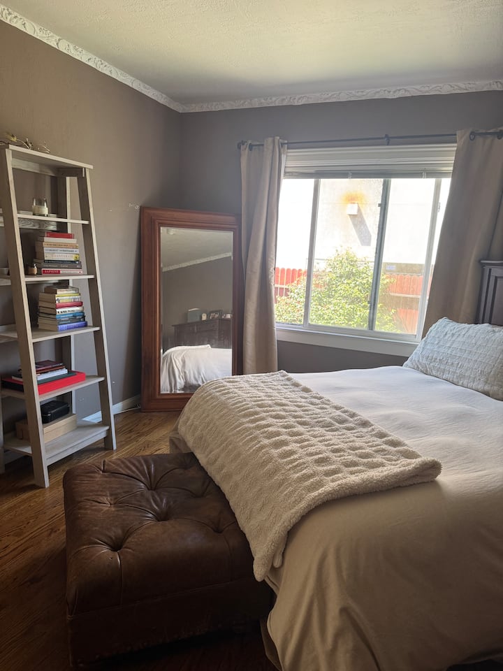 3 Bedroom Cozy Home - San Francisco, CA