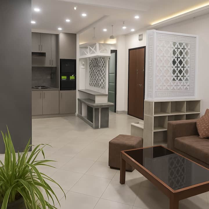 F2 Fonctionnelle Et Equiper+voiture Possible - Algeria