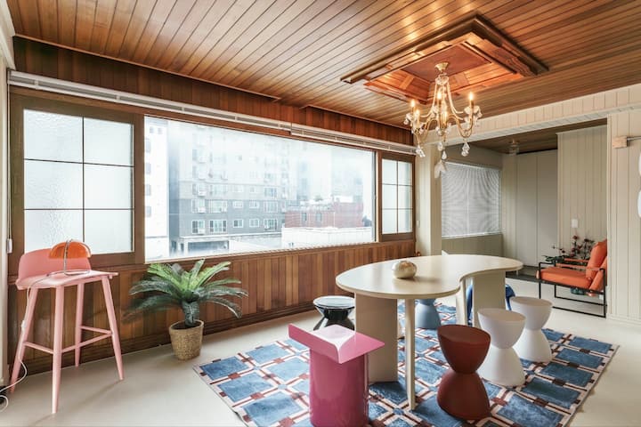 공항픽업/부산역 3분/최대16인/단독 50평/침실 3개/퀸침대 7개/세탁건조/욕실2거실2 - Busan