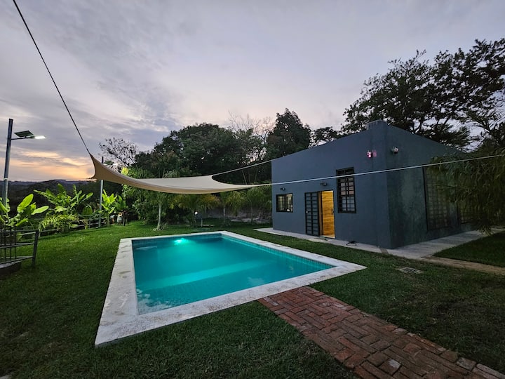 Casa Palmera Volcán - El Salvador