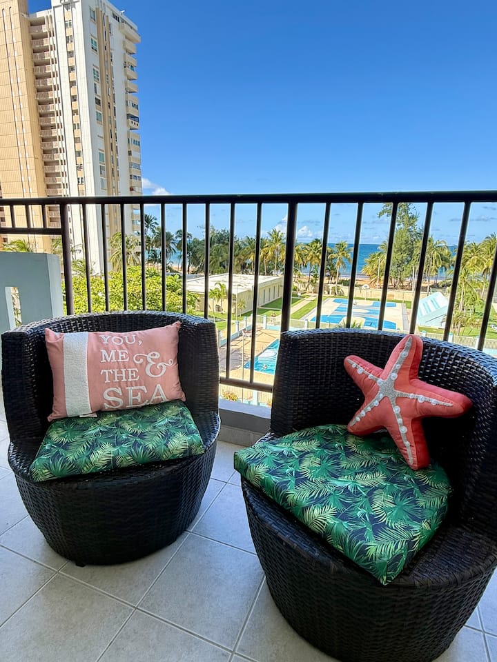 Playa Azul Paradise• Blue Ocean Views&free Parking - Luquillo