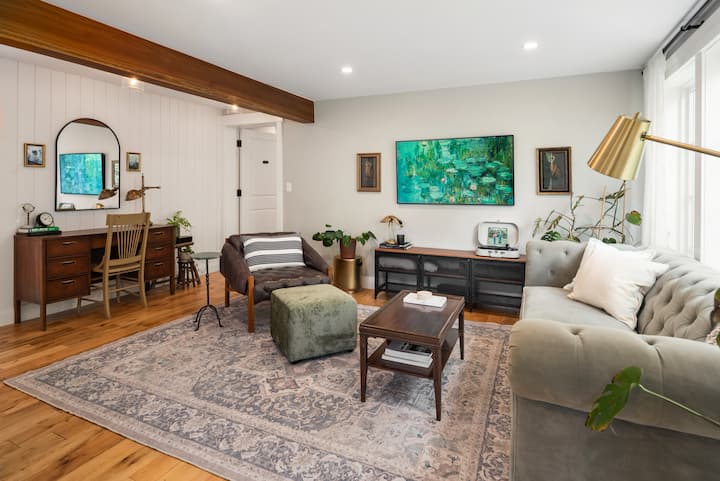 Forest Hideaway: Private Suite By Lincoln Park - Seattle, WA