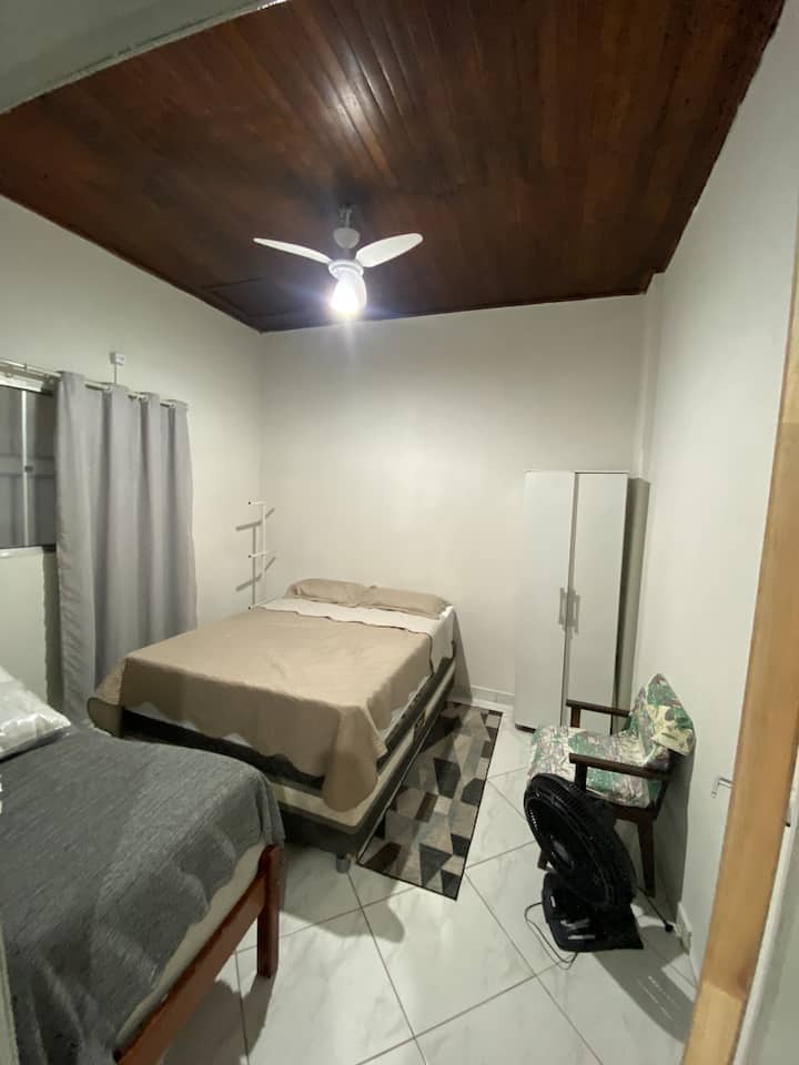 Casa Dentro Do Beco Das Garrafas A 3 Min Da Praia - Prado