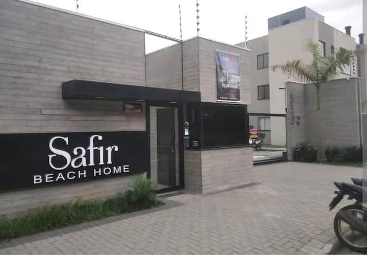 Apartamento Em  Caiobá Um Condomínio Clube. - Matinhos