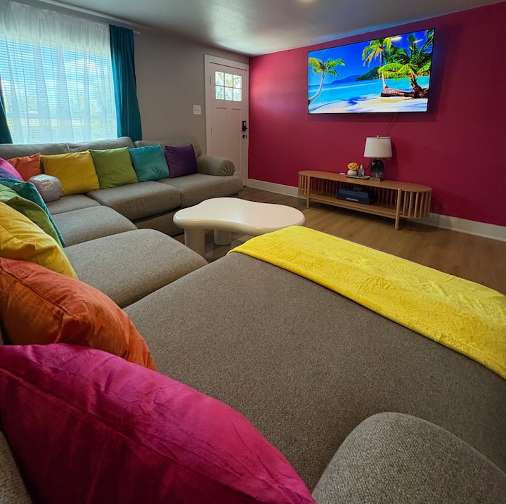 Casa Amor Texas•vibrant Villa Near Bs&w•king Bed - Temple, TX