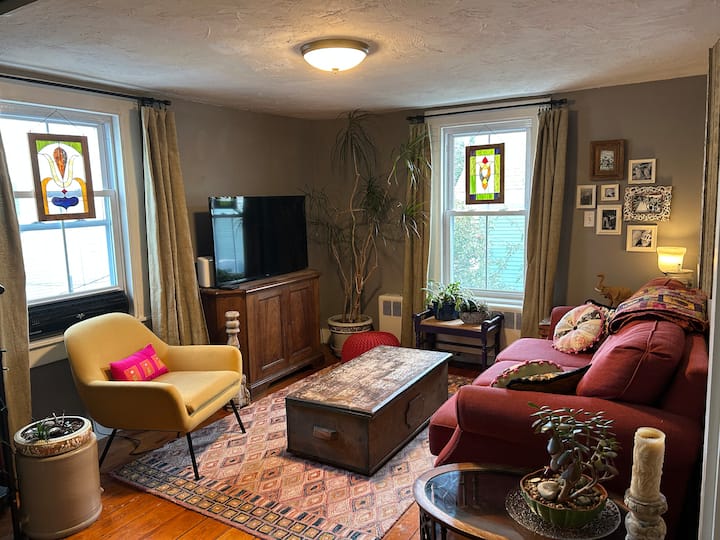 Salem Historic Hideaway Steps To Common & Beach - Salem, MA