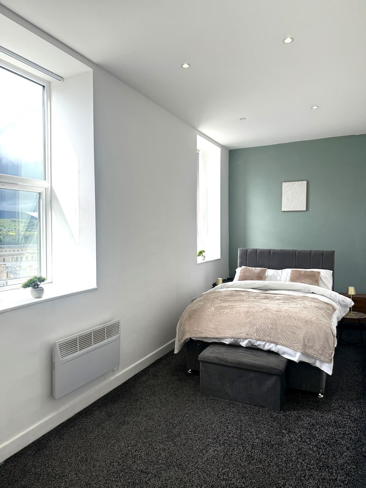 Pendle View- Luxurious Flat - Burnley