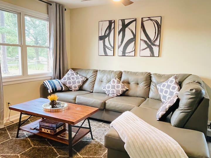 Spartanburg Golf | Wifi | Work & Family Friendly - Spartanburg, SC