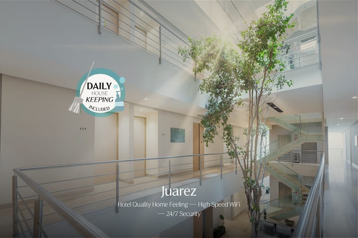 Capitalia | Sleep With A View & Rooftop Gym - Mexico City