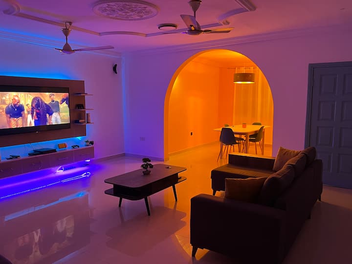 Beautiful 3 Bedroom Apartment In East Legon - Accra