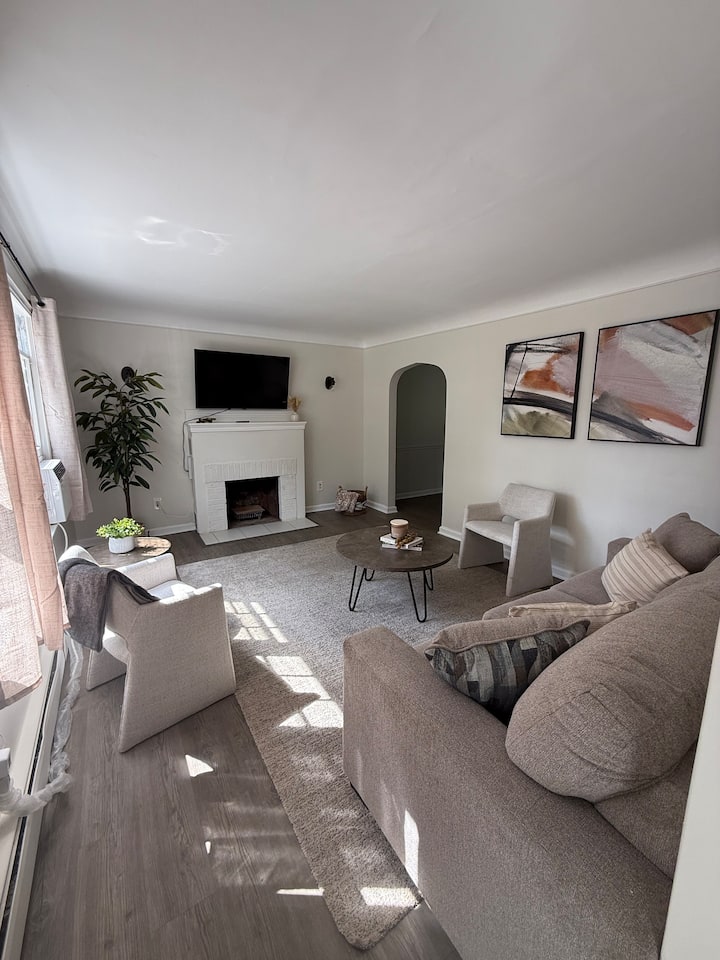 Home In Ann Arbor-3b-retreat-3min From Stadium - Ann Arbor, MI