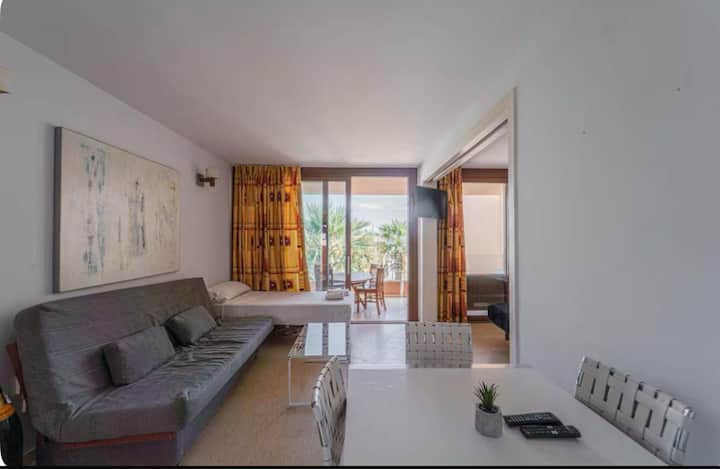 Seafront Apt Den Bossa 2 - Ibiza