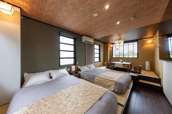 「新規」世界遺産二条城最前／中庭付き／4寝室・カラオケ室／家族風呂・サウナ・車椅子対応 - Kyoto