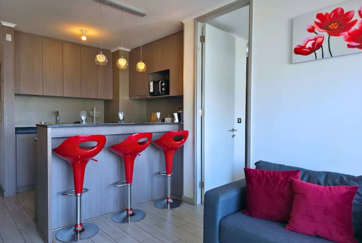 2 Suites | Parking | Piscina | Metro-barrio Italia - Chile