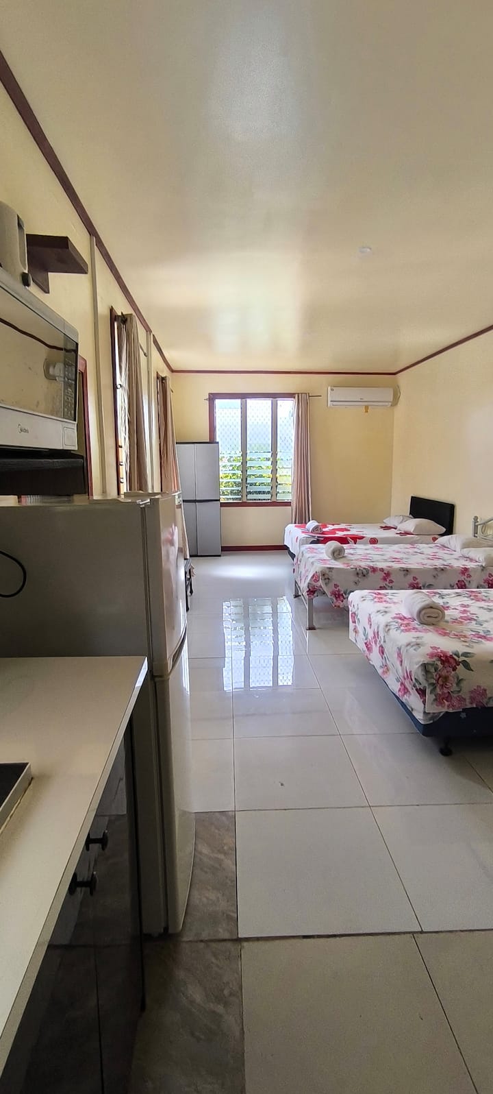 Group Friendly Studio – 3 Double Bed Wi-fi Air Con - Apia