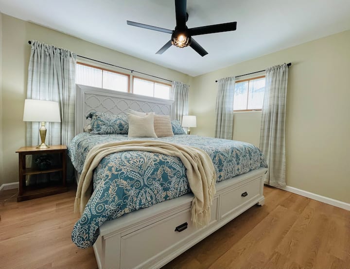 Just Remodeled! Walk To Nd. Tons Of Entertainment! - South Bend, IN