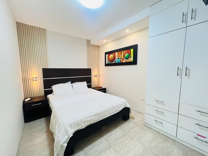 Suite Con Estilo Cerca A La Playa Con Parqueo - Manta