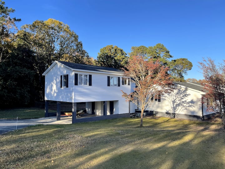 The Captain's Quarters - Rock Hill, SC